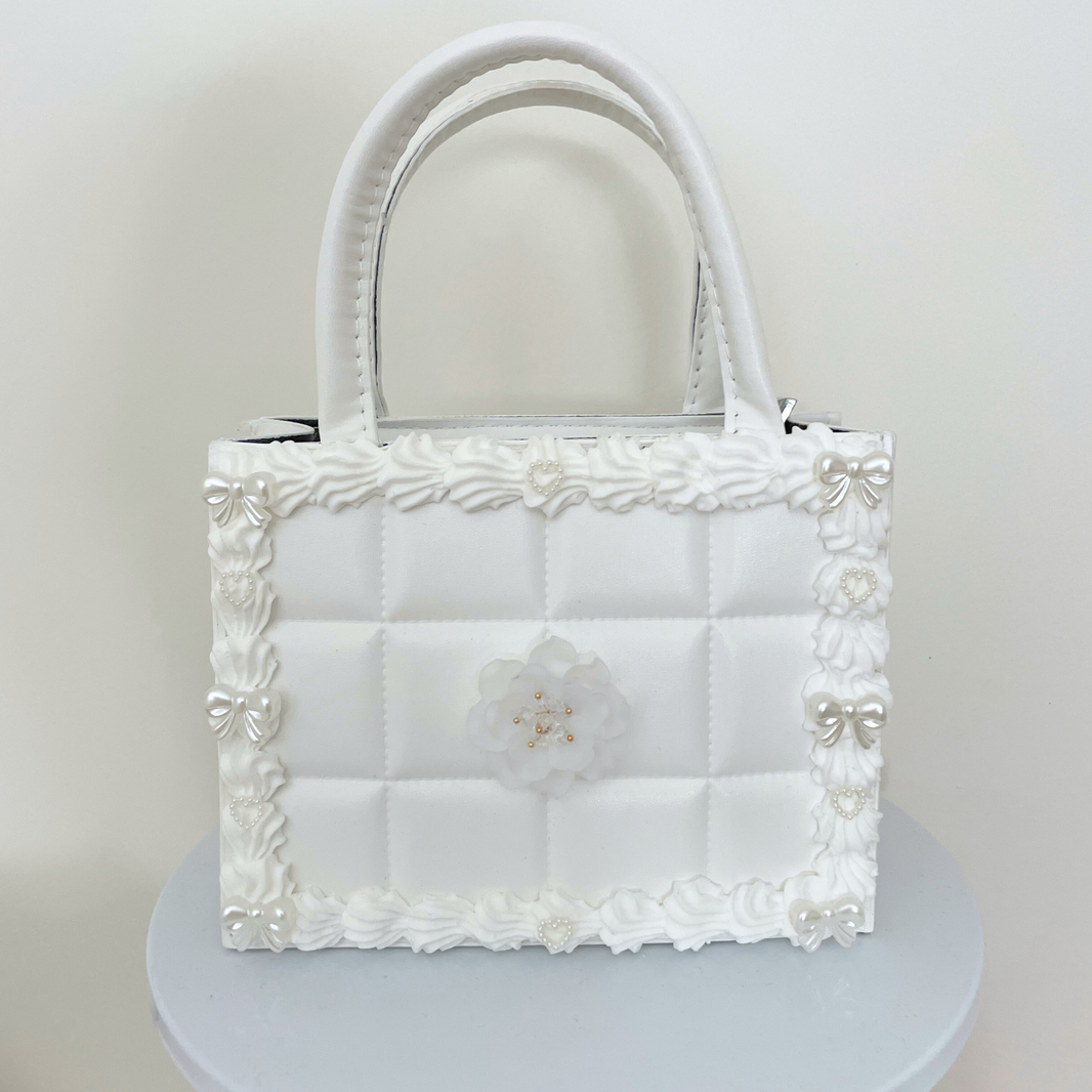 Cake Purses – Crafty Dessert
